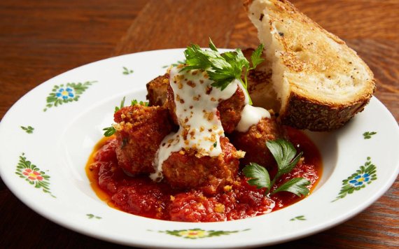 Miami's Popular Dining Areas | Greater Miami & Miami Beach