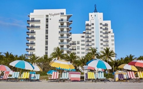 Hotels In Miami Beach’s Mid Beach Neighborhood