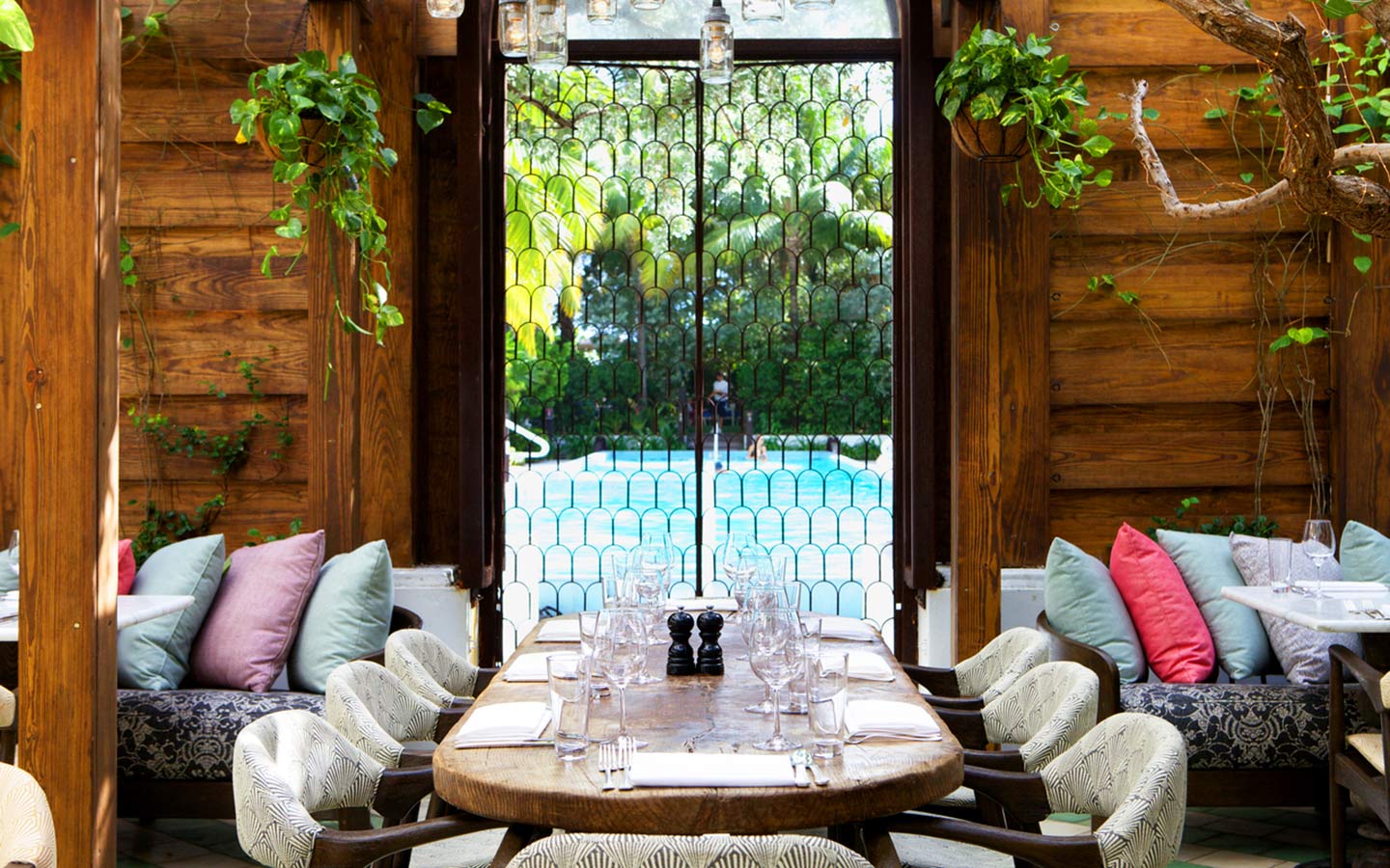 Where to Eat In Mid Beach | Miami & Miami Beach