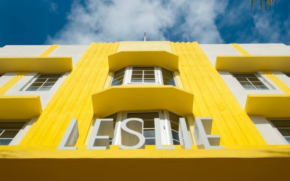 Hotels On South Beach’s Famed Ocean Drive | Greater Miami & Miami Beach